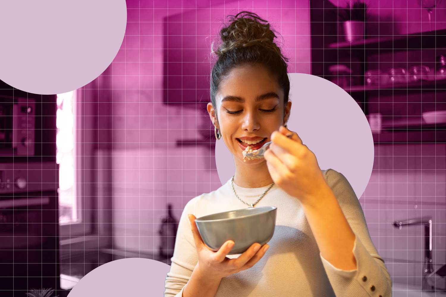 Why Greek Yogurt with Berries Is a Healthy Late-Night Snack - KillBait ...