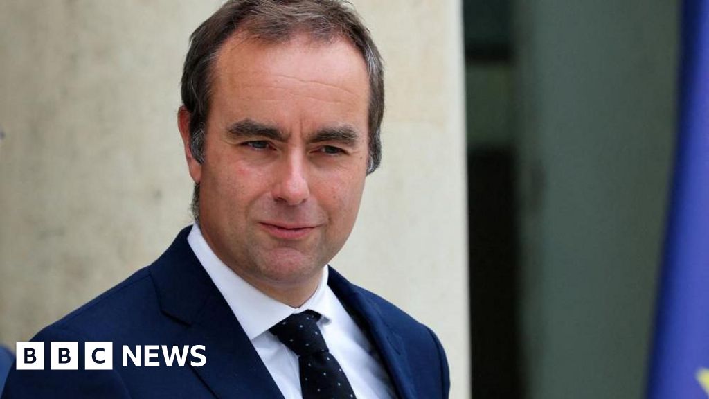 French Prime Minister Resigns Amid Political Instability - KillBait Archive