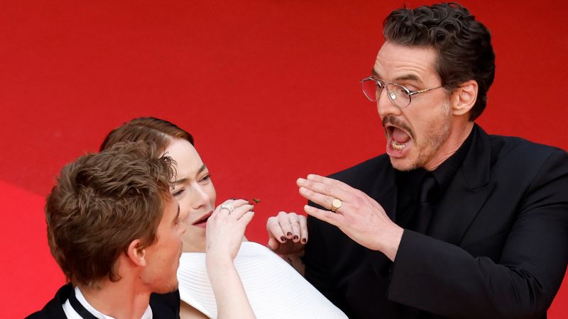 Jonathan Bailey and Pedro Pascal: Hollywood’s Flirty and Fun Leading ...
