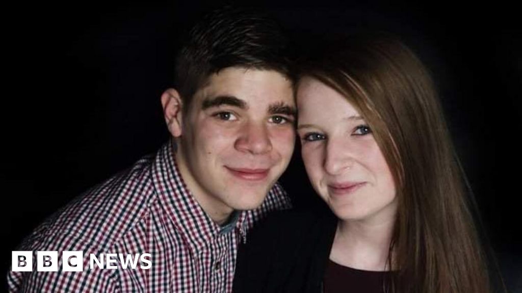 Lorry driver sentenced to prison for fatal crash caused by mobile phone ...