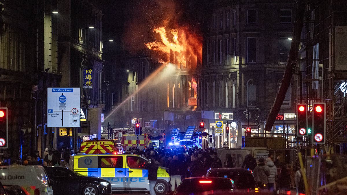 Major fire in building near Glasgow Central Station causes full closure ...