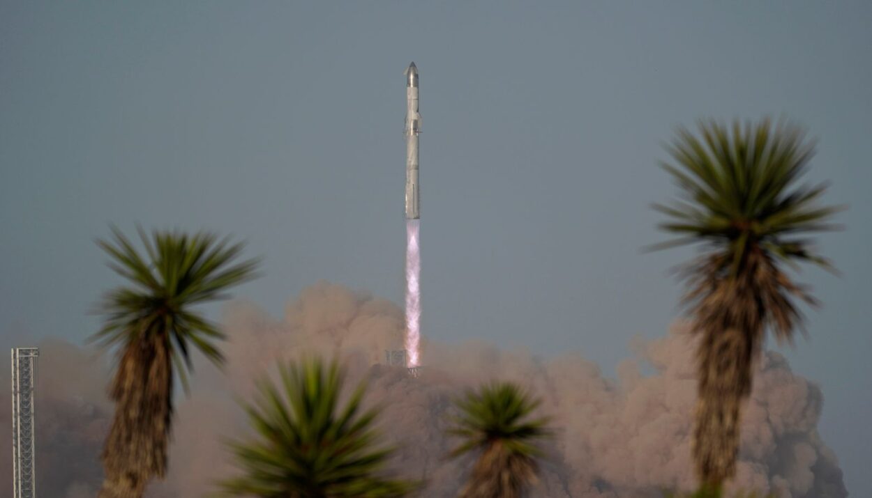 Second SpaceX Starship Test Flight Ends in Failure, Raising Engineering ...