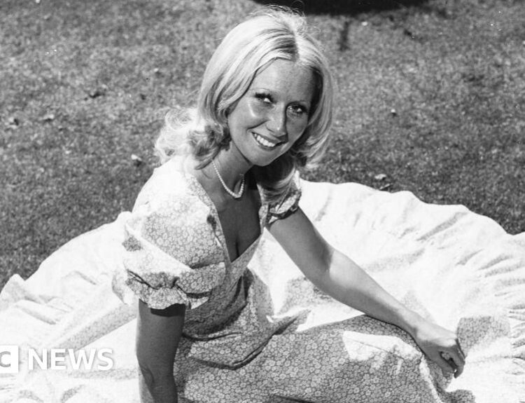Clodagh Rodgers, UK Eurovision Singer and Pop Star of the 70s, Dies at ...