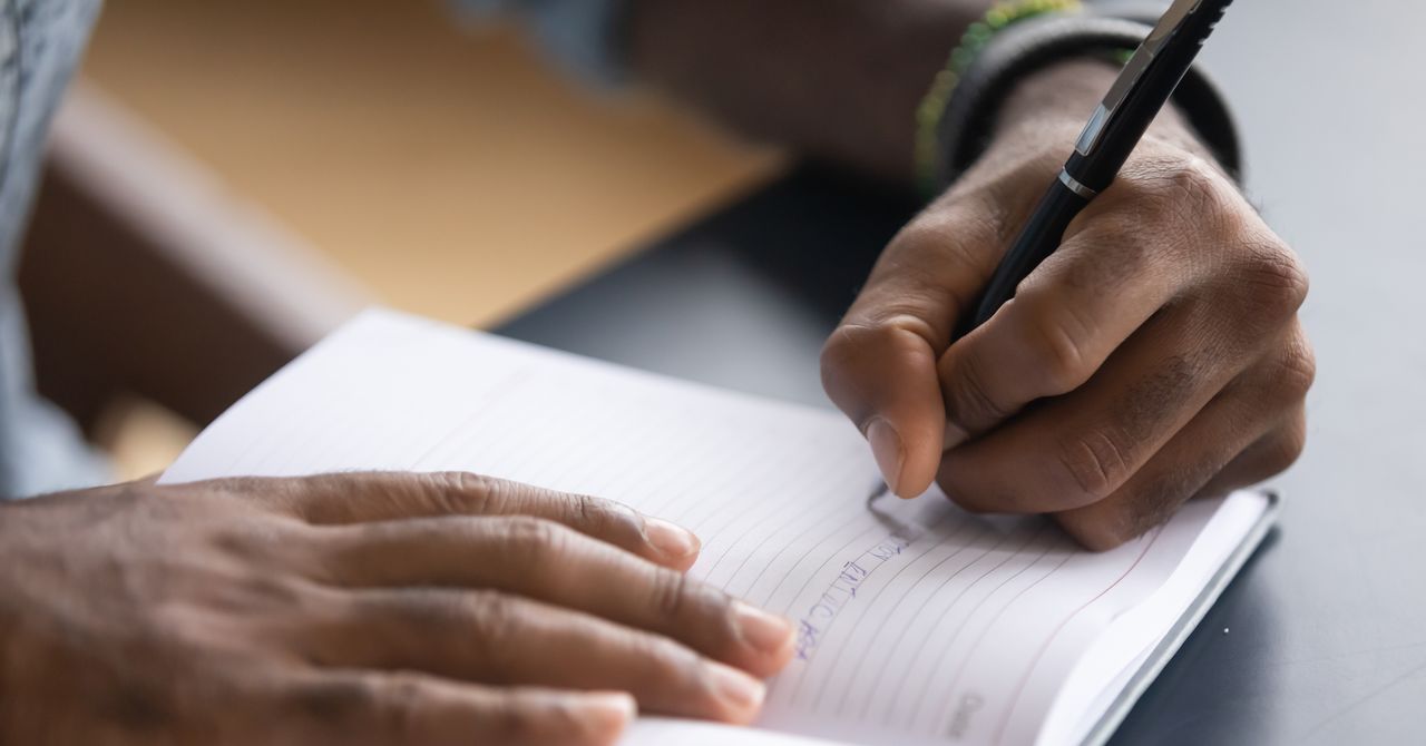 Study Finds Left-Handed People May Have Competitive Advantages ...